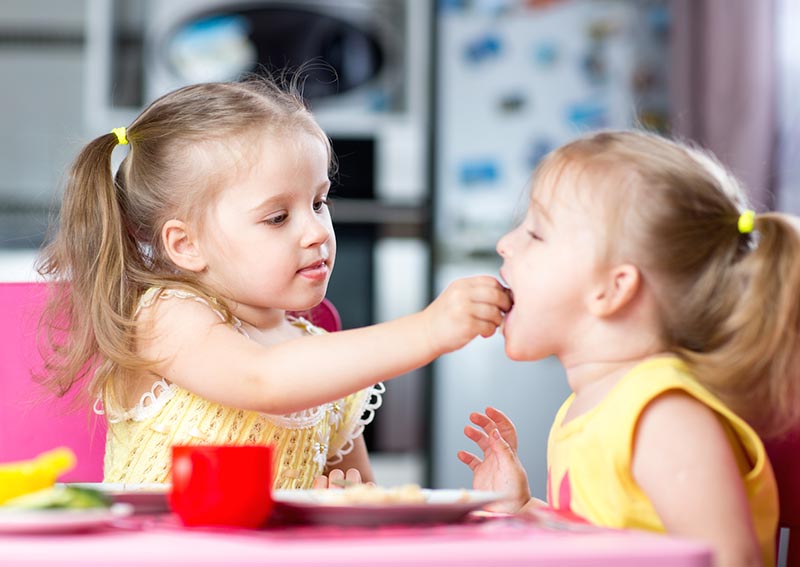 5 Ways to Deal with Jealousy in Children